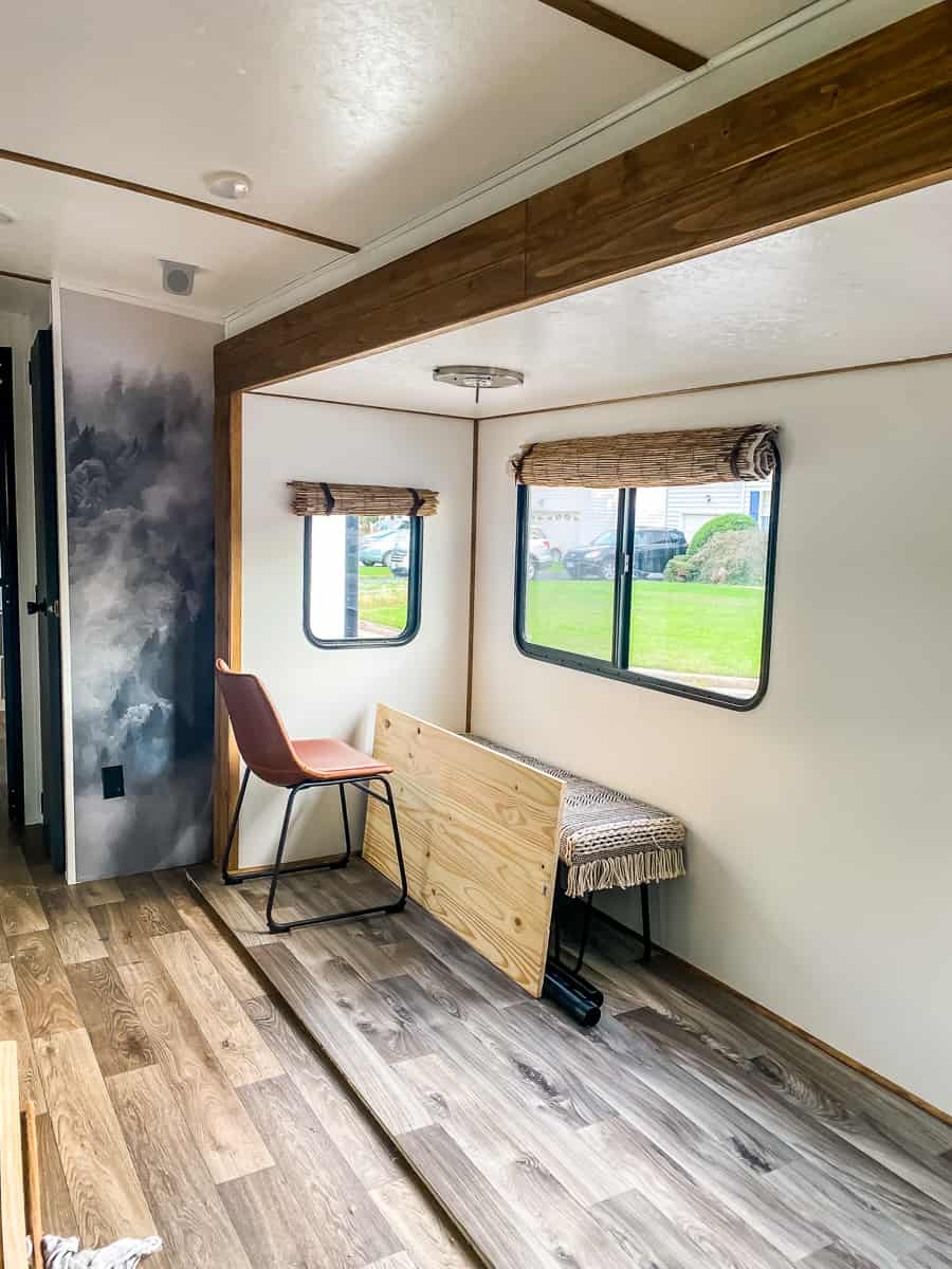DIY DINING TABLE FOR A CAMPER - Place Of My Taste