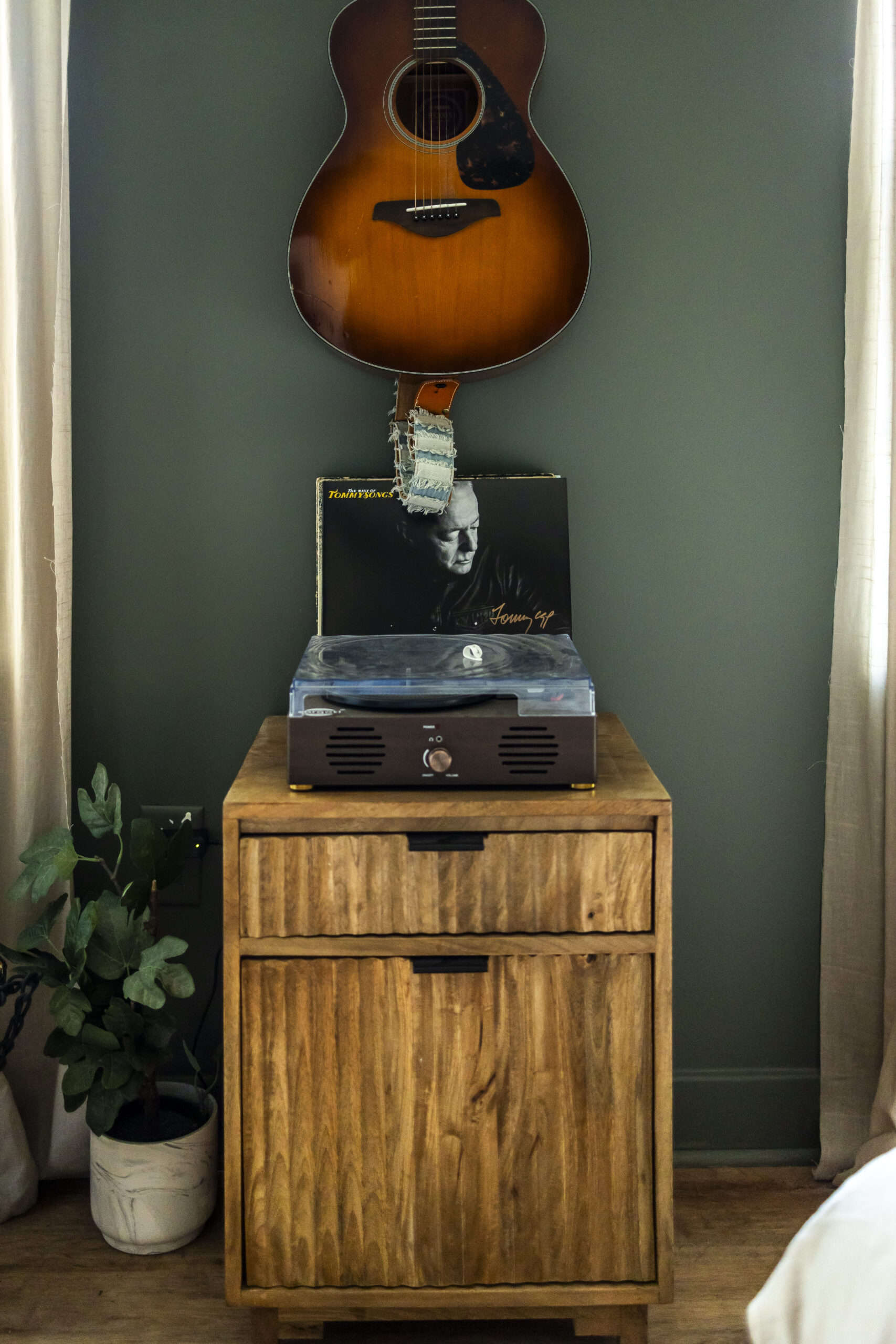 Designing a Dynamic Teenage Boy Bedroom - Place Of My Taste